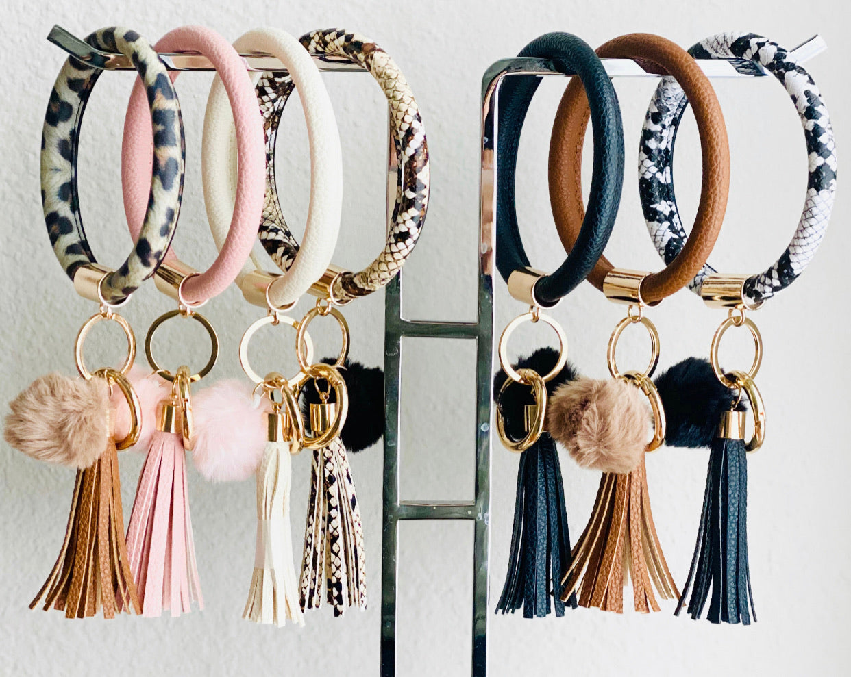 Key ring bangle store